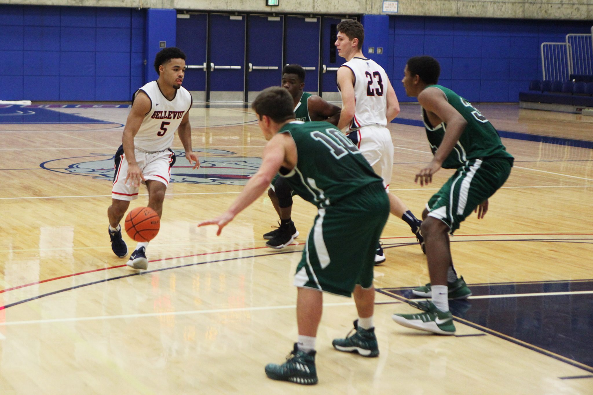 2017-18 Men’s Basketball :: Athletics Department