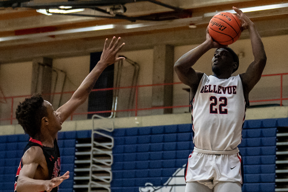 Bellevue Men Fall Short at Whatcom :: Athletics Department