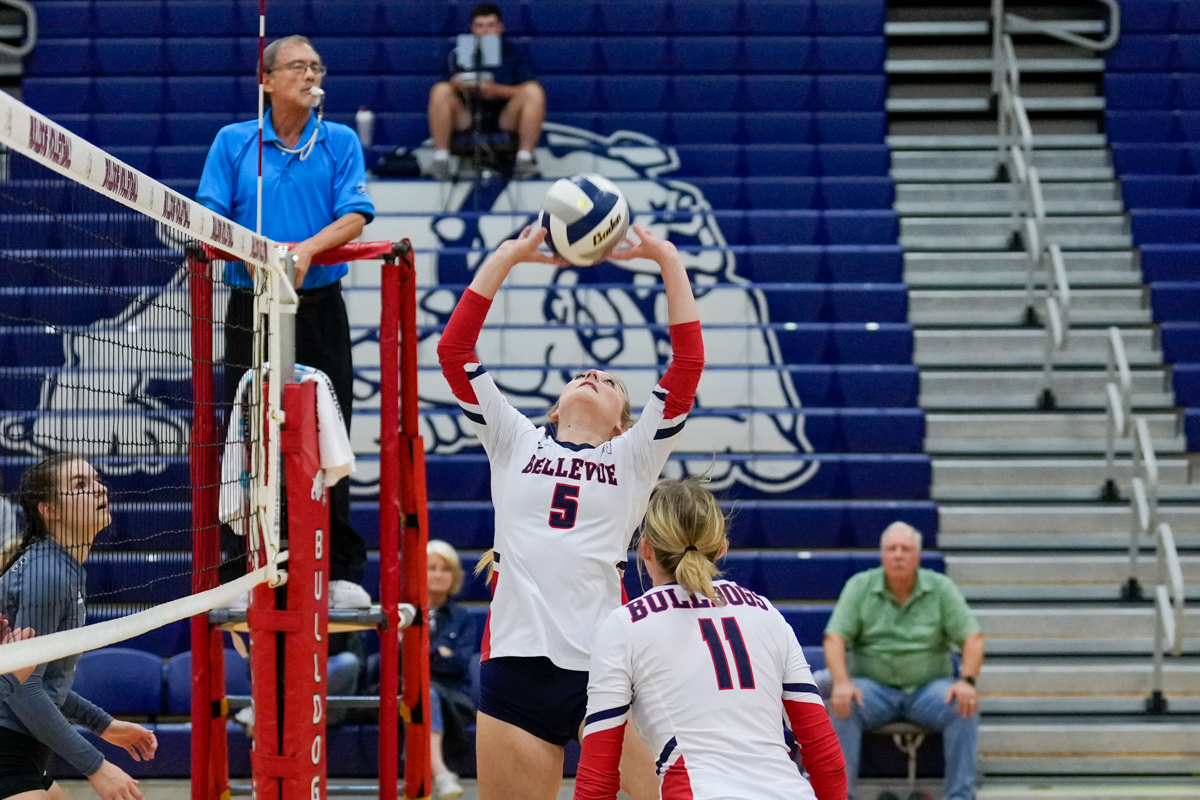 Volleyball Cruises Over Olympic :: Athletics Department
