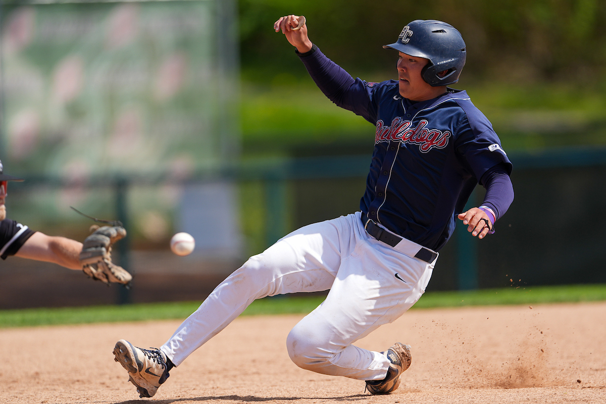 Baseball Splits With Shoreline :: Athletics Department