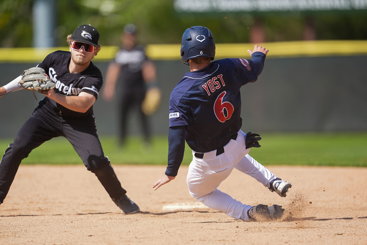 Baseball Splits With Shoreline :: Athletics Department