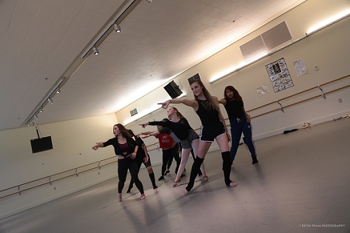 Dance Rehearsal :: Theatre Arts